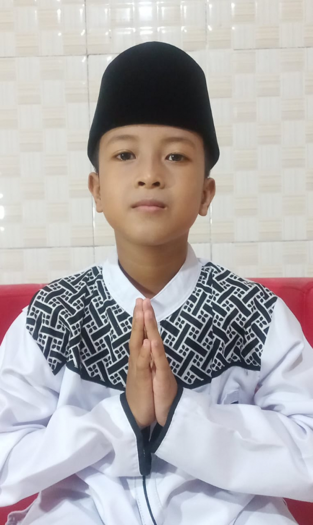 Khitanan MUHAMMAD FADHIL ARFIAN putra AIPTU M. ARIFIN